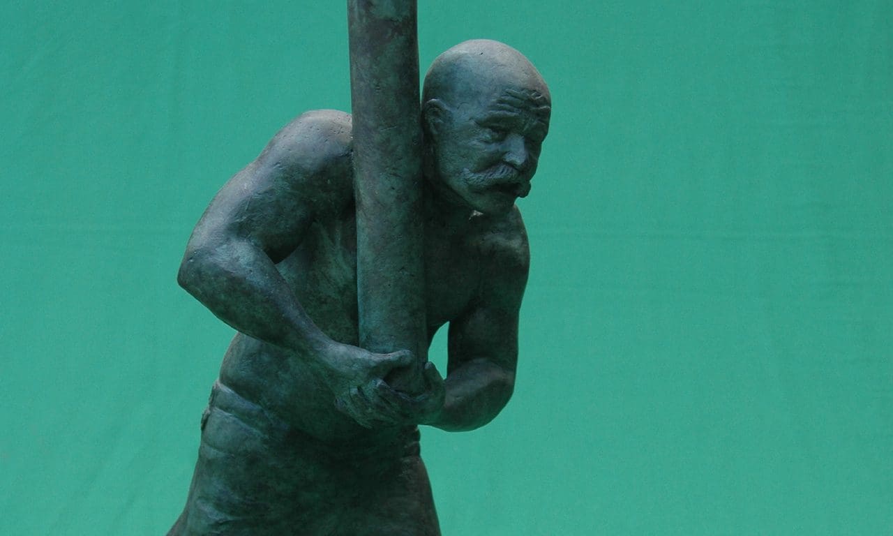 Caber Toss | Irish Sculptor Michael Keane | mckeansculptor.ie